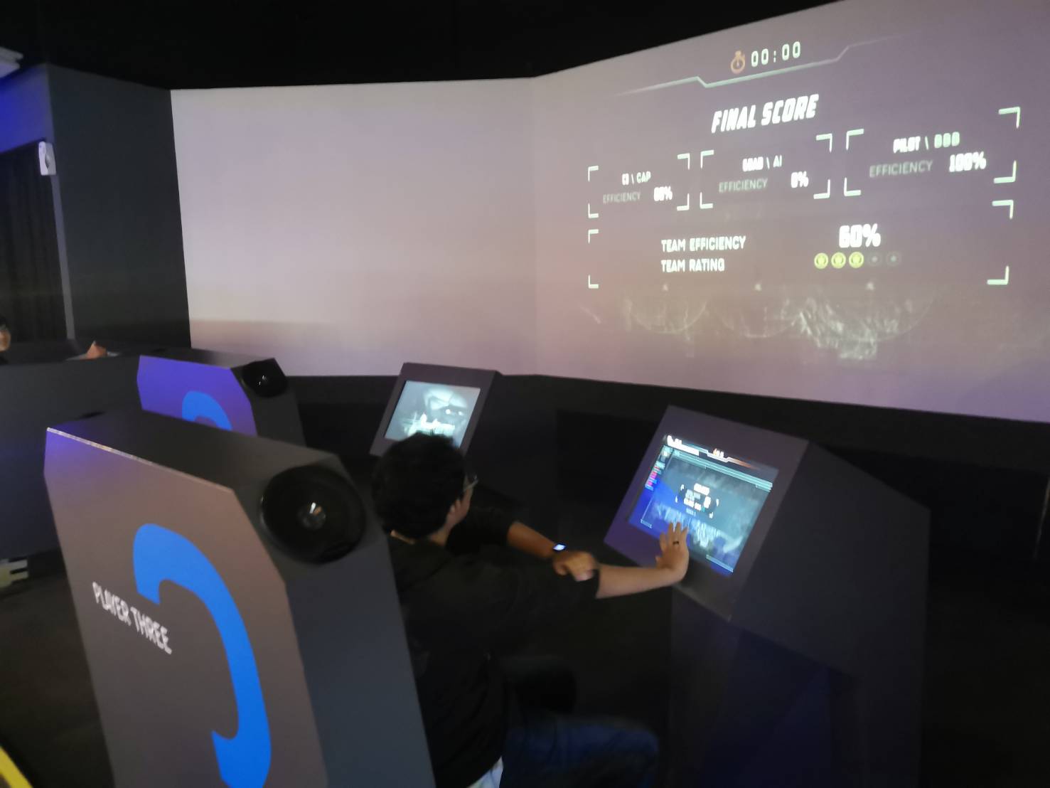 3rd year IDDP students visit aerospace industry in Singapore. – iddp